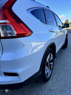 Balts Honda CR-V 2015 Prienai, ar dzinēja tilpumu 1.60 L un nobraukumu 224 tūkst. km par 11900 €, foto 8 vietnē AUTOMOTO.COM.LV
