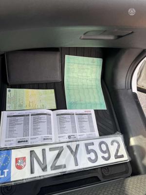 White Honda CR-V 2015 in Panevezys, with an engine capacity of 1.60 L and mileage of 117 thousand km for 12999 €, photo 19 on AUTOMOTO.COM.LV
