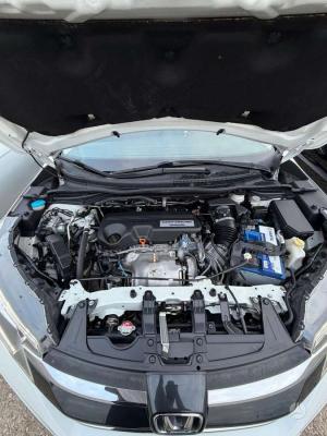 Balts Honda CR-V 2015 Viļņa, ar dzinēja tilpumu 1.60 L un nobraukumu 150 tūkst. km par 12900 €, foto 16 vietnē AUTOMOTO.COM.LV