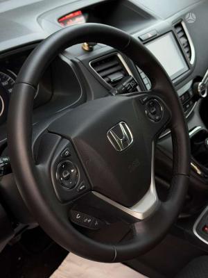 Balts Honda CR-V 2015 Viļņa, ar dzinēja tilpumu 1.60 L un nobraukumu 150 tūkst. km par 12900 €, foto 28 vietnē AUTOMOTO.COM.LV