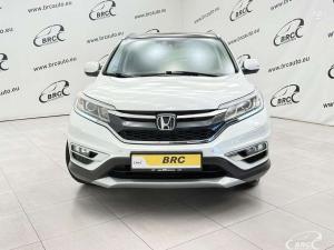 White Honda CR-V 2015 in Vilnius, with an engine capacity of 1.60 L and mileage of 243 thousand km for 12900 €, photo 25 on AUTOMOTO.COM.LV