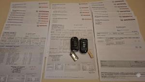 White Honda CR-V 2015 in Kaunas, with an engine capacity of 1.60 L and mileage of 245 thousand km for 11050 €, photo 3 on AUTOMOTO.COM.LV