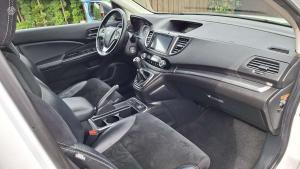 White Honda CR-V 2015 in Kaunas, with an engine capacity of 1.60 L and mileage of 245 thousand km for 11050 €, photo 20 on AUTOMOTO.COM.LV