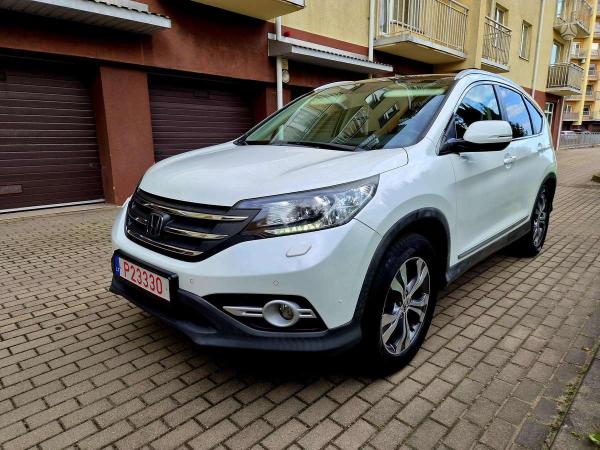 Balts Honda CR-V 2015 Viļņa, ar dzinēja tilpumu 2.20 L un nobraukumu 232 tūkst. km par 12999 €, foto 4 vietnē AUTOMOTO.COM.LV