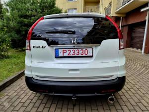 White Honda CR-V 2015 in Vilnius, with an engine capacity of 2.20 L and mileage of 232 thousand km for 12999 €, photo 7 on AUTOMOTO.COM.LV