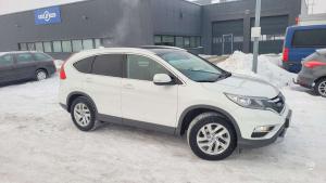 White Honda CR-V 2016 in Siauliai, with an engine capacity of 1.60 L and mileage of 231 thousand km for 14400 €, photo 2 on AUTOMOTO.COM.LV