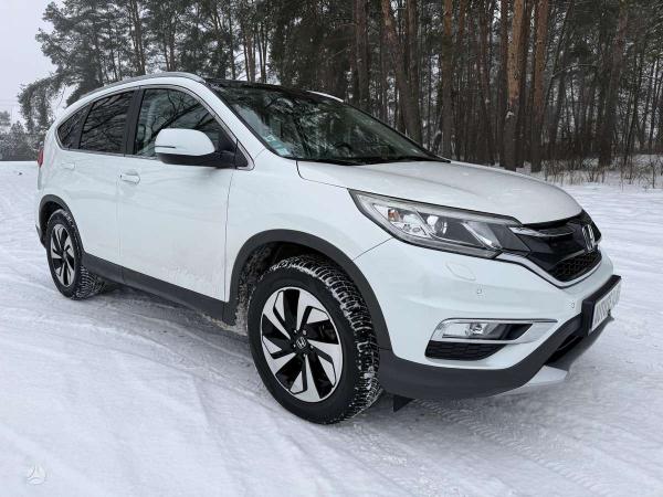 Balts Honda CR-V 2016 Kauņa, ar dzinēja tilpumu 1.60 L un nobraukumu 209 tūkst. km par 15999 €, foto 4 vietnē AUTOMOTO.COM.LV