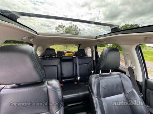 White Honda CR-V 2016 in Tallinn, with an engine capacity of 2.00 L and mileage of 0 thousand km for 14999 €, photo 5 on AUTOMOTO.COM.LV