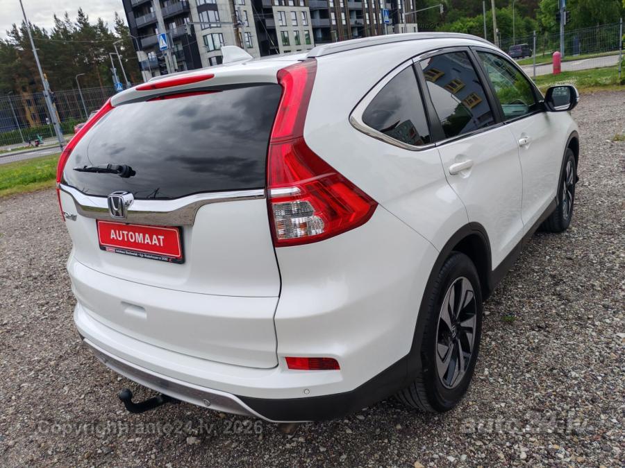 Balts Honda CR-V 2016 Tallina, ar dzinēja tilpumu 1.60 L un nobraukumu 190 tūkst. km par 13999 €, foto 7 vietnē AUTOMOTO.COM.LV