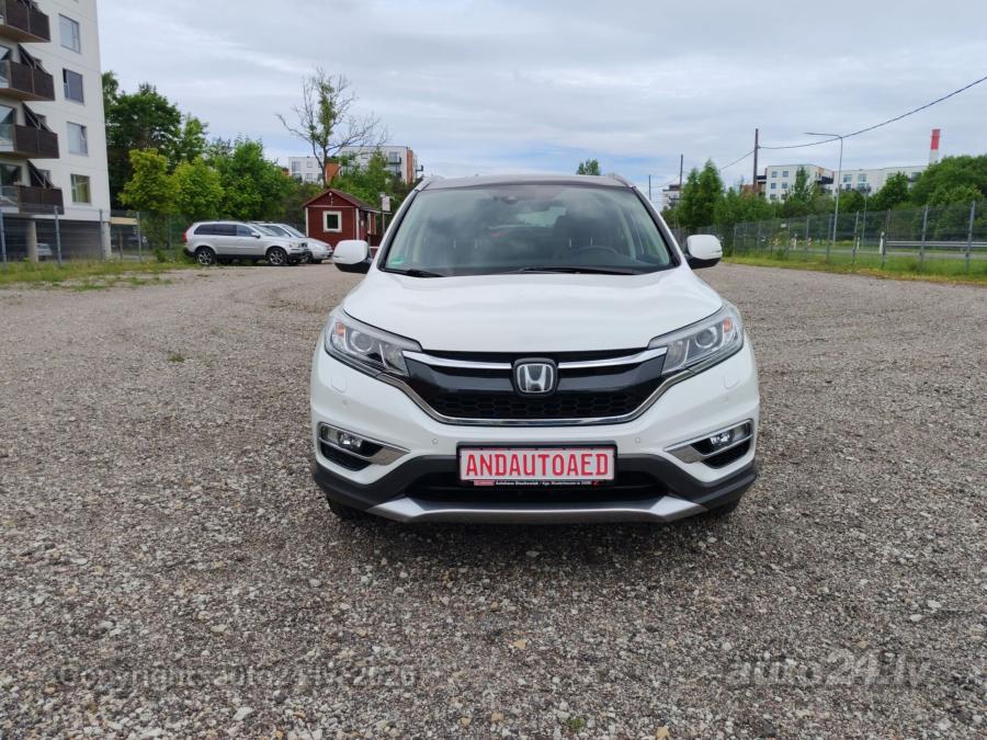 Balts Honda CR-V 2016 Tallina, ar dzinēja tilpumu 1.60 L un nobraukumu 190 tūkst. km par 13999 €, foto 10 vietnē AUTOMOTO.COM.LV