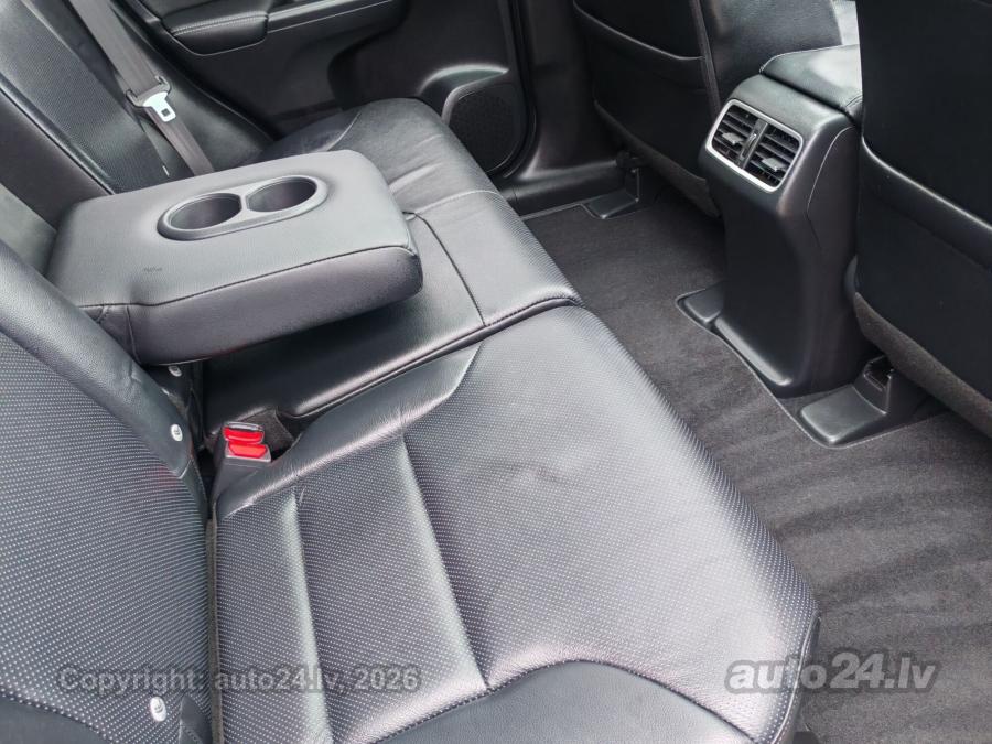 Balts Honda CR-V 2016 Tallina, ar dzinēja tilpumu 1.60 L un nobraukumu 190 tūkst. km par 13999 €, foto 13 vietnē AUTOMOTO.COM.LV