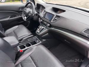 Balts Honda CR-V 2016 Tallina, ar dzinēja tilpumu 1.60 L un nobraukumu 190 tūkst. km par 13999 €, foto 14 vietnē AUTOMOTO.COM.LV