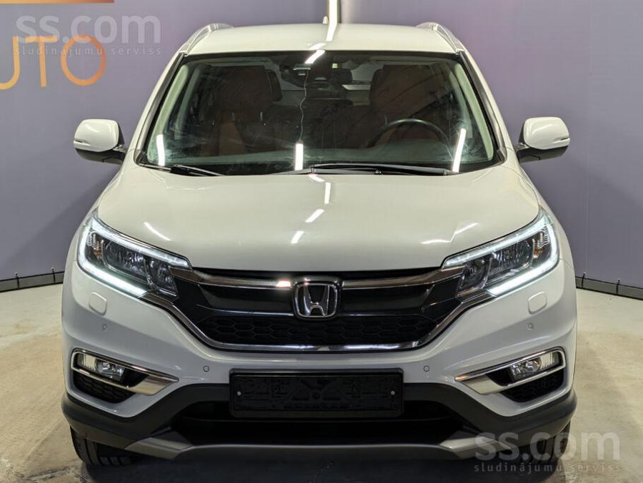 Balts Honda CR-V 2016 Jūrmala, ar dzinēja tilpumu 1.60 L un nobraukumu 250 tūkst. km par 14550 €, foto 12 vietnē AUTOMOTO.COM.LV