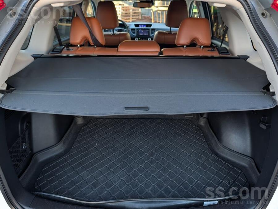 Balts Honda CR-V 2016 Jūrmala, ar dzinēja tilpumu 1.60 L un nobraukumu 250 tūkst. km par 14550 €, foto 20 vietnē AUTOMOTO.COM.LV