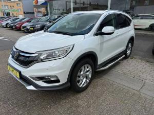 White Honda CR-V 2016 in Riga, with an engine capacity of 1.60 L and mileage of 145 thousand km for 12450 €, photo  on AUTOMOTO.COM.LV