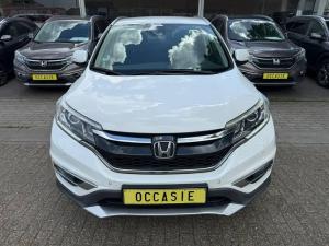 White Honda CR-V 2016 in Riga, with an engine capacity of 1.60 L and mileage of 145 thousand km for 12450 €, photo 4 on AUTOMOTO.COM.LV