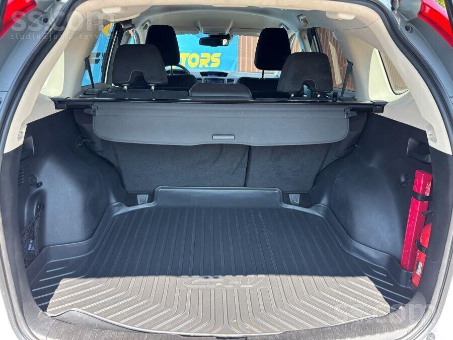 Balts Honda CR-V 2016 Rīga, ar dzinēja tilpumu 1.60 L un nobraukumu 145 tūkst. km par 13650 €, foto 10 vietnē AUTOMOTO.COM.LV