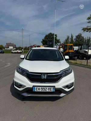 Balts Honda CR-V 2016 Tauragė, ar dzinēja tilpumu 1.60 L un nobraukumu 166 tūkst. km par 12900 €, foto  vietnē AUTOMOTO.COM.LV