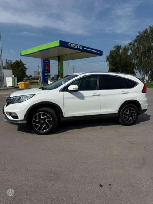 Balts Honda CR-V 2016 Tauragė, ar dzinēja tilpumu 1.60 L un nobraukumu 166 tūkst. km par 12900 €, foto 3 vietnē AUTOMOTO.COM.LV