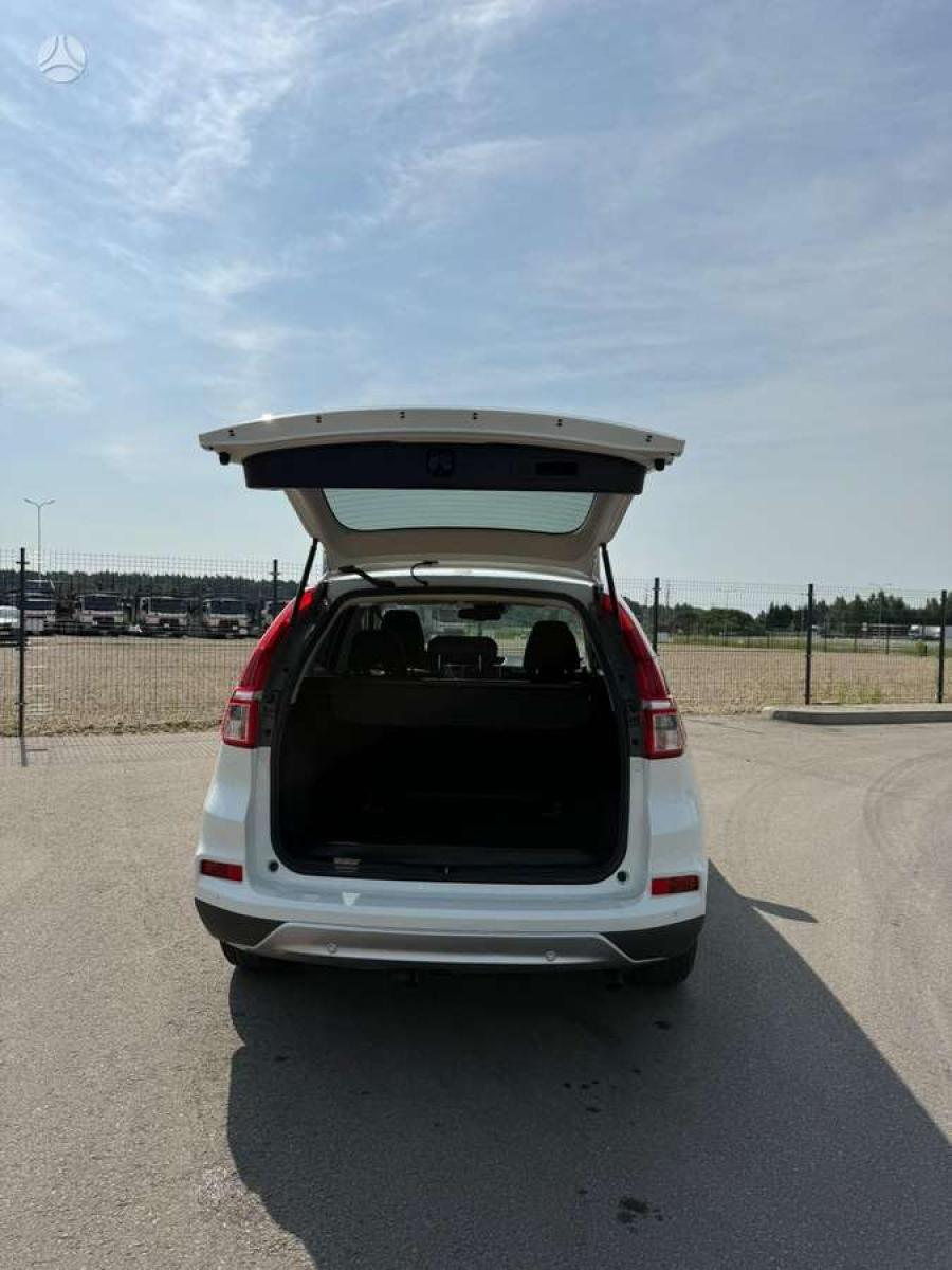 Balts Honda CR-V 2016 Tauragė, ar dzinēja tilpumu 1.60 L un nobraukumu 166 tūkst. km par 12900 €, foto 10 vietnē AUTOMOTO.COM.LV