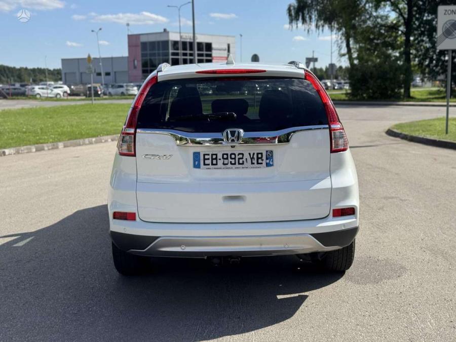 Balts Honda CR-V 2016 Tauragė, ar dzinēja tilpumu 1.60 L un nobraukumu 166 tūkst. km par 12800 €, foto 7 vietnē AUTOMOTO.COM.LV