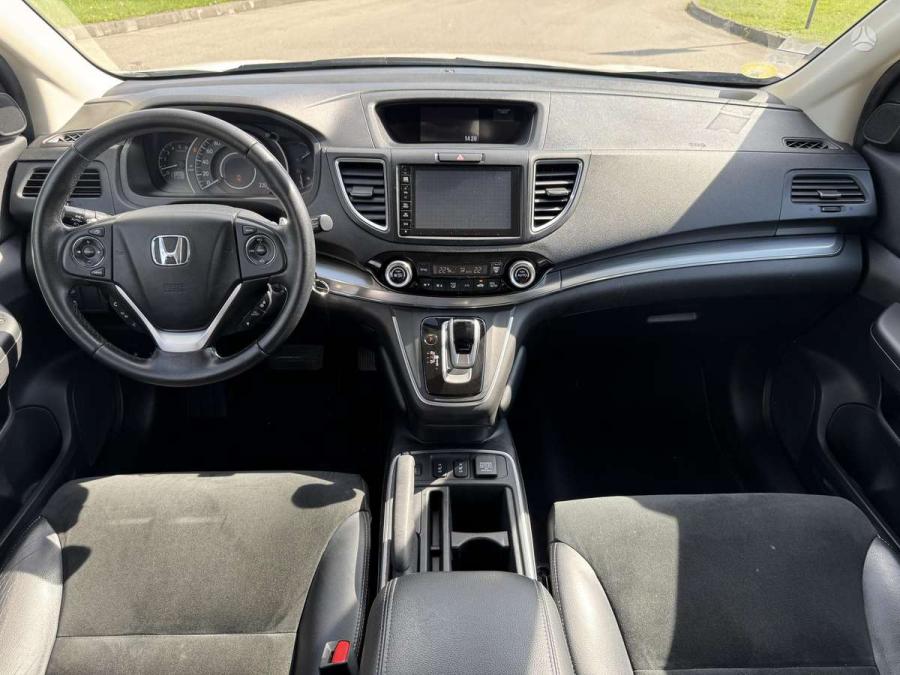 Balts Honda CR-V 2016 Tauragė, ar dzinēja tilpumu 1.60 L un nobraukumu 166 tūkst. km par 12800 €, foto 11 vietnē AUTOMOTO.COM.LV