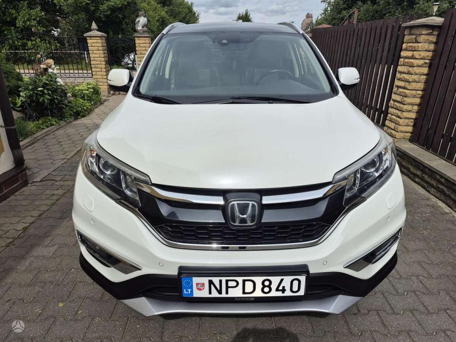 Balts Honda CR-V 2016 Viļņa, ar dzinēja tilpumu 1.60 L un nobraukumu 201 tūkst. km par 14500 €, foto 1 vietnē AUTOMOTO.COM.LV