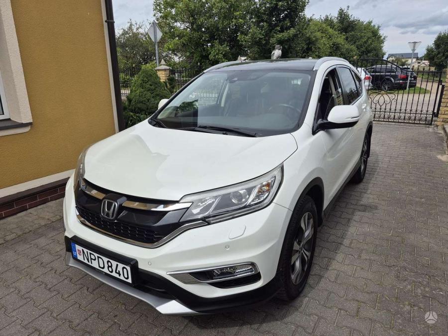 Balts Honda CR-V 2016 Viļņa, ar dzinēja tilpumu 1.60 L un nobraukumu 201 tūkst. km par 14500 €, foto 4 vietnē AUTOMOTO.COM.LV