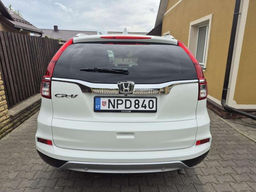 Balts Honda CR-V 2016 Viļņa, ar dzinēja tilpumu 1.60 L un nobraukumu 201 tūkst. km par 14500 €, foto 7 vietnē AUTOMOTO.COM.LV