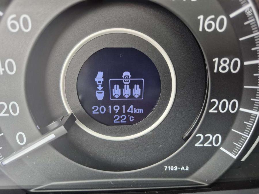 Balts Honda CR-V 2016 Viļņa, ar dzinēja tilpumu 1.60 L un nobraukumu 201 tūkst. km par 14500 €, foto 26 vietnē AUTOMOTO.COM.LV