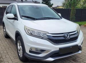White Honda CR-V 2016 in Panevezys, with an engine capacity of 1.60 L and mileage of 219 thousand km for 9950 €, photo 5 on AUTOMOTO.COM.LV