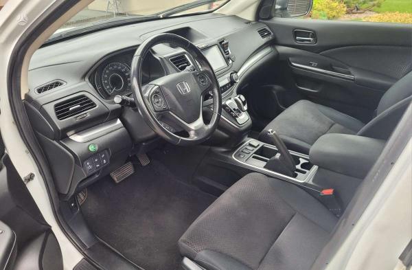 Balts Honda CR-V 2016 Panevēža, ar dzinēja tilpumu 1.60 L un nobraukumu 219 tūkst. km par 9950 €, foto 6 vietnē AUTOMOTO.COM.LV
