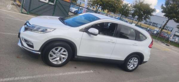 Honda CR-V 2016 Klaipėda vietnē Balts Honda CR-V 2016 Klaipėda, ar dzinēja tilpumu 1.60 L un nobraukumu 275 tūkst. km par 10400 €, foto 7 vietnē AUTOMOTO.COM.LV