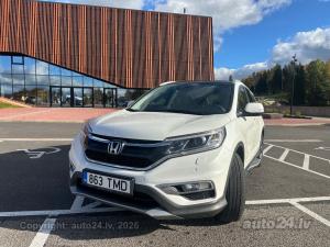 White Honda CR-V 2016 in Tallinn, with an engine capacity of 2.00 L and mileage of 255 thousand km for 12800 €, photo  on AUTOMOTO.COM.LV