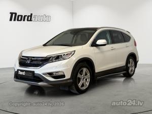 White Honda CR-V 2017 in Tallinn, with an engine capacity of 1.60 L and mileage of 184 thousand km for 15900 €, photo  on AUTOMOTO.COM.LV