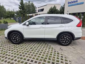 White Honda CR-V 2017 in Kaunas, with an engine capacity of 1.60 L and mileage of 255 thousand km for 10900 €, photo 9 on AUTOMOTO.COM.LV