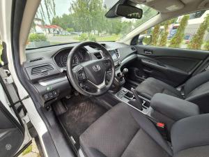 White Honda CR-V 2017 in Kaunas, with an engine capacity of 1.60 L and mileage of 255 thousand km for 10900 €, photo 16 on AUTOMOTO.COM.LV