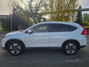 Balts Honda CR-V 2017 Paide, ar dzinēja tilpumu 2.00 L un nobraukumu 169 tūkst. km par 15990 €, foto 4 vietnē AUTOMOTO.COM.LV