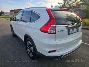 Balts Honda CR-V 2017 Paide, ar dzinēja tilpumu 2.00 L un nobraukumu 169 tūkst. km par 15990 €, foto 7 vietnē AUTOMOTO.COM.LV