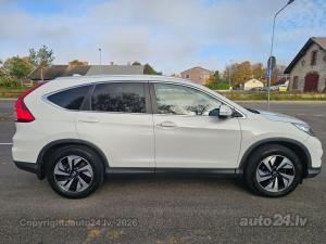 Balts Honda CR-V 2017 Paide, ar dzinēja tilpumu 2.00 L un nobraukumu 169 tūkst. km par 15990 €, foto 8 vietnē AUTOMOTO.COM.LV