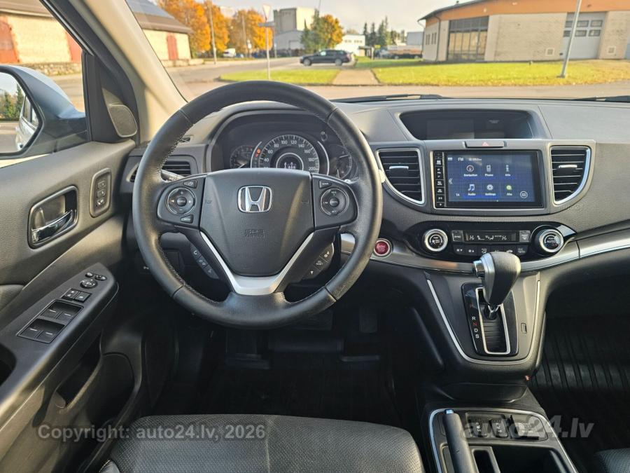 Balts Honda CR-V 2017 Paide, ar dzinēja tilpumu 2.00 L un nobraukumu 169 tūkst. km par 15990 €, foto 10 vietnē AUTOMOTO.COM.LV