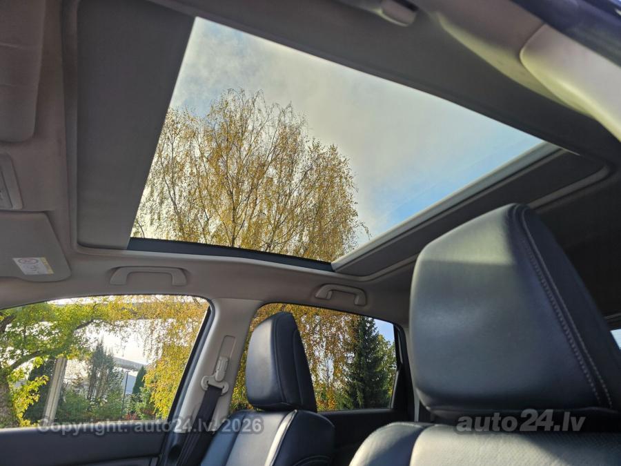 Balts Honda CR-V 2017 Paide, ar dzinēja tilpumu 2.00 L un nobraukumu 169 tūkst. km par 15990 €, foto 19 vietnē AUTOMOTO.COM.LV