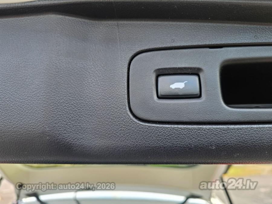 Balts Honda CR-V 2017 Paide, ar dzinēja tilpumu 2.00 L un nobraukumu 169 tūkst. km par 15990 €, foto 21 vietnē AUTOMOTO.COM.LV
