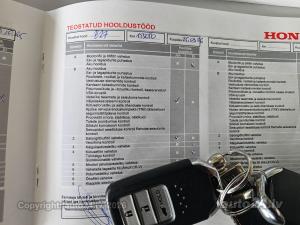 Balts Honda CR-V 2017 Paide, ar dzinēja tilpumu 2.00 L un nobraukumu 169 tūkst. km par 15990 €, foto 27 vietnē AUTOMOTO.COM.LV