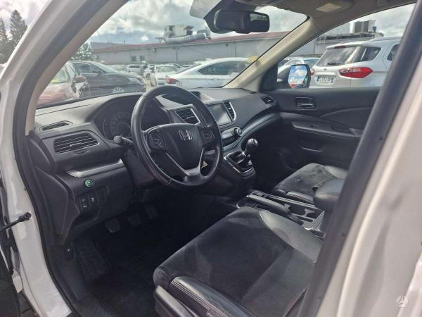 Balts Honda CR-V 2018 Tauragė, ar dzinēja tilpumu 1.60 L un nobraukumu 154 tūkst. km par 14600 €, foto 10 vietnē AUTOMOTO.COM.LV