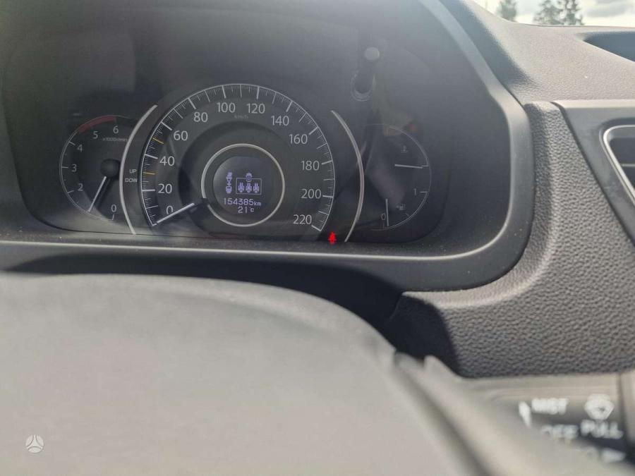 White Honda CR-V 2018 in Taurage, with an engine capacity of 1.60 L and mileage of 154 thousand km for 14600 €, photo 18 on AUTOMOTO.COM.LV