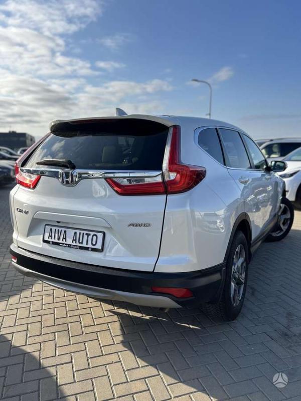 Balts Honda CR-V 2018 Kauņa, ar dzinēja tilpumu 1.50 L un nobraukumu 196 tūkst. km par 15400 €, foto 10 vietnē AUTOMOTO.COM.LV