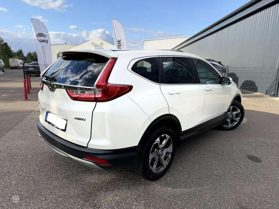 Balts Honda CR-V 2018 Viļņa, ar dzinēja tilpumu 1.50 L un nobraukumu 195 tūkst. km par 15900 €, foto 6 vietnē AUTOMOTO.COM.LV