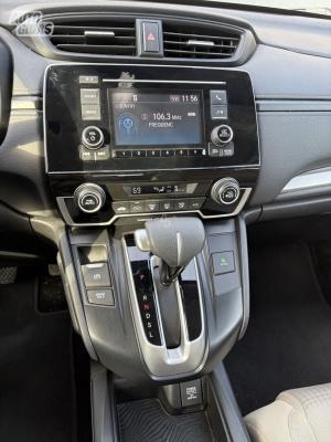 White Honda CR-V 2019 in Siauliai, with an engine capacity of 2.40 L and mileage of 92 thousand km for 18000 €, photo 11 on AUTOMOTO.COM.LV