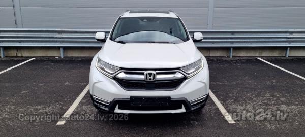 Balts Honda CR-V 2019 Tallina, ar dzinēja tilpumu 2.00 L un nobraukumu 141 tūkst. km par 24890 €, foto 2 vietnē AUTOMOTO.COM.LV